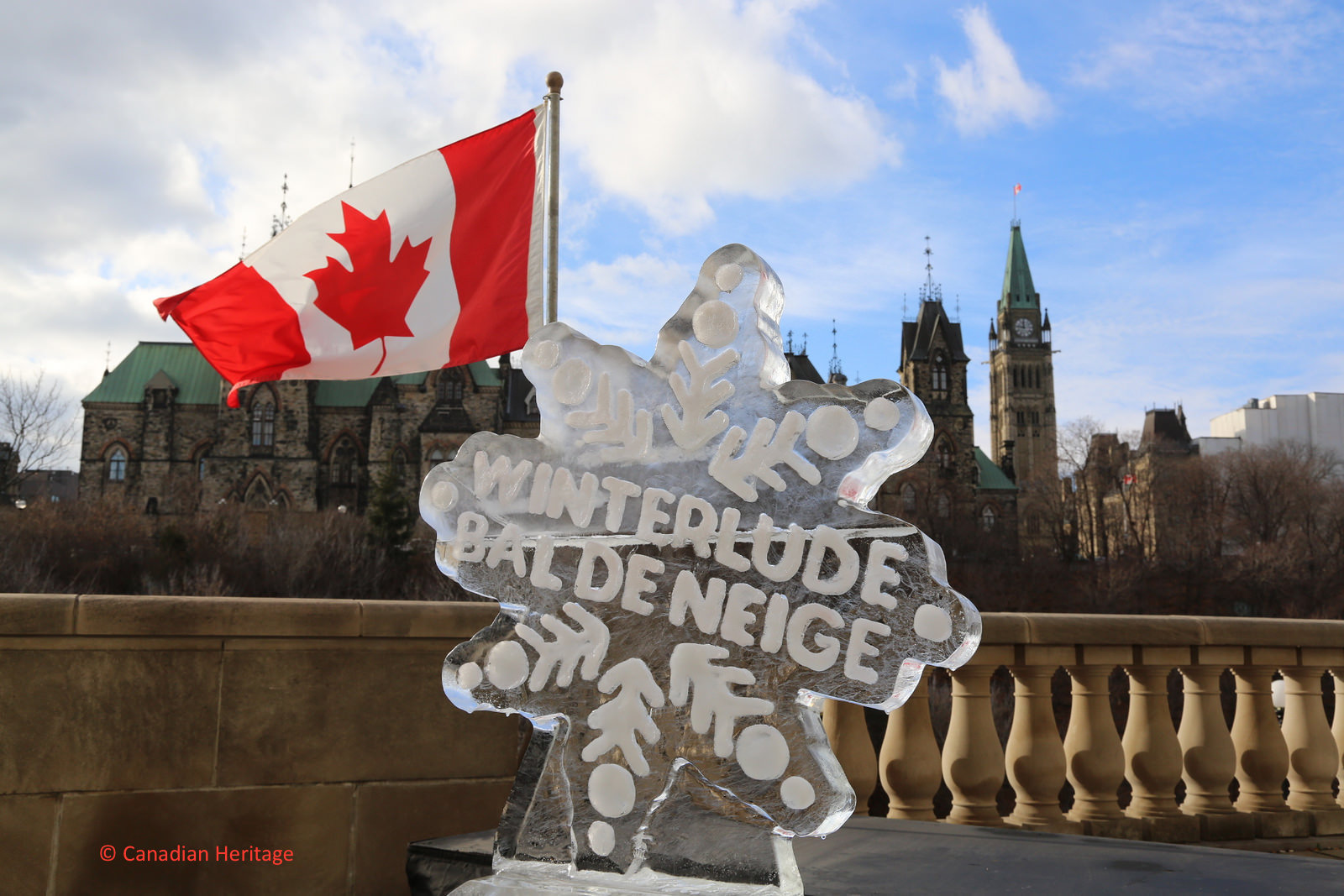 ¡En Canadá hay un Festival de invierno donde usan nieve y hielo! - Vida ...
